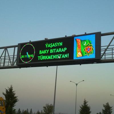 中国 P10 デジタルサイネージのための屋外LEDディスプレイモジュール 32x32ピクセル 販売のため