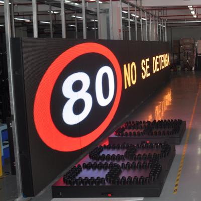 China VMS LED Display Variable Message Sign with 310W Average Power Consumption 3906 dot/m2 Pixel Density and >120Hz Refresh Rate for Highway Roadside Safety for sale