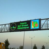 Quality City Roadside Variable Message Sign with 250-300m Viewing Distance >120Hz for sale