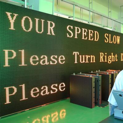 中国 IP65 防水 16mm ピクセルピッチ 1R1G1B ピクセル構成 VMS LED ディスプレイ 可変メッセージサイン 販売のため