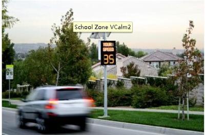 China Outdoor Variable Message Sign with 10mm Pitch 100000 Hrs Life Span and 2 Years Warranty VMS LED Display for sale