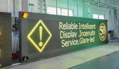 China Tabla de visualización Vms de tráfico de carreteras con pitch de píxeles de 31,25 mm y brillo de 12000 en venta