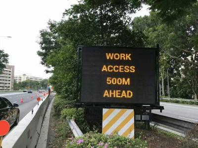 China Pantalla de pantalla LED de señales de carretera con tamaño de panel 16 * 8 y tono de píxeles de 31,25 mm en venta