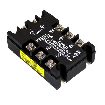 Cina 40-530VAC 3 Phase SSR Relay 10a Electrical in vendita