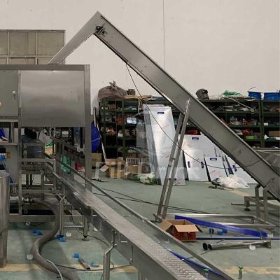 Cina Strada otto testa di decapsulatura della macchina di rifornimento della brocca di gallone della macchina di rifornimento dell'acqua da 5 galloni doppia in vendita
