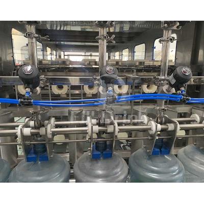 Cina Strada otto testa di decapsulatura della macchina di rifornimento della brocca di gallone della macchina di rifornimento dell'acqua da 5 galloni doppia in vendita