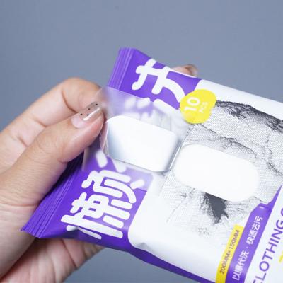 China Fabric Safe Clothes Cleaning Wet Wipes Multipurpose Down Coat Wet Wipes Cloth for sale