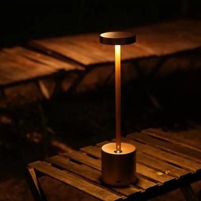 Cina Ristorante portatile ricaricabile della lampada da tavolo principale DC6V della luce notturna del lato del letto in vendita