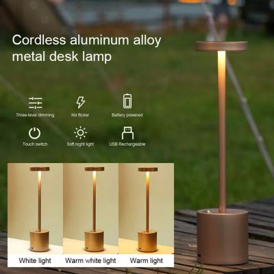 Cina Ristorante portatile ricaricabile della lampada da tavolo principale DC6V della luce notturna del lato del letto in vendita