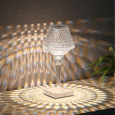 Cina Ufficio ricaricabile di Diamond Crystal Table Lamp For Home del bicchiere di vino in vendita