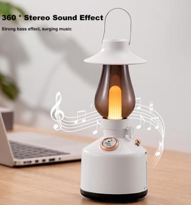 Cina multifunzionale delle luci notturne portatili dell'altoparlante di 0.2W 1600k Bluetooth retro per accamparsi in vendita