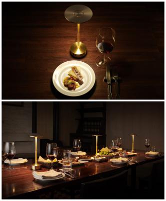 Cina Lampada da tavolo di alluminio della decorazione di tocco più tenue ricaricabile domestico LED di USB per il ristorante in vendita