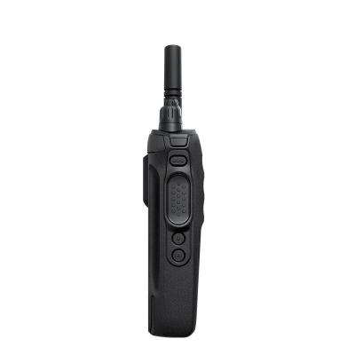 China Motorola R7 Digital Two-Way Radio, IP68 wasserdicht und staubdicht, intelligente Geräuschunterdrückung, für Bahn-, Hotel- und Baustellenkommunikation zu verkaufen