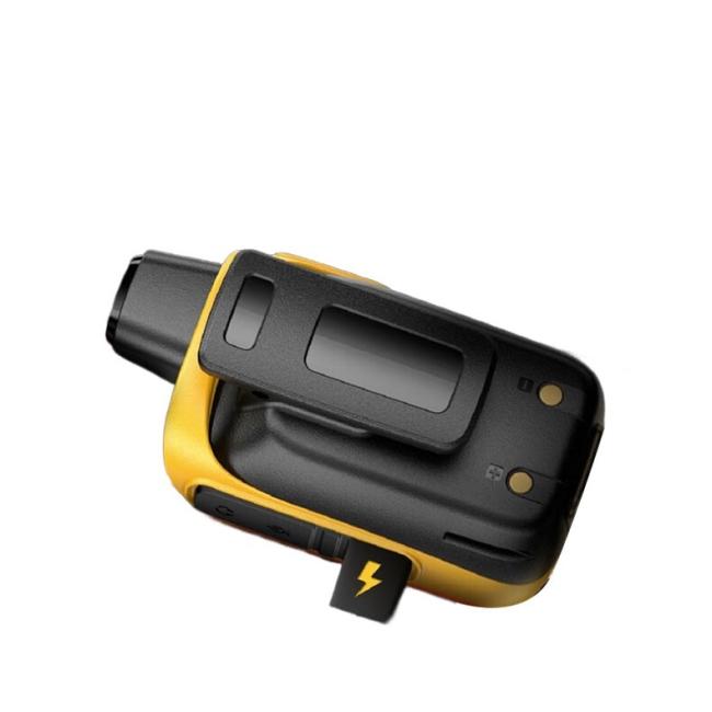 Quansheng IP-M5 walkie talkie display close-up