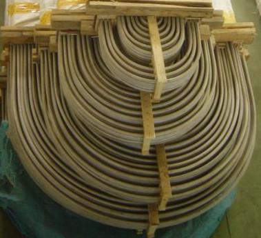 Cina Tubo trafilato a freddo della curva ad U di JIS G 3461 con la pittura nero/di lubrificazione/superficie della vernice in vendita
