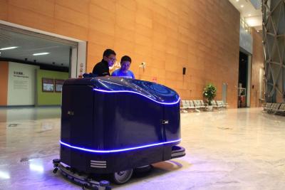 China Double Brushes Industrial Floor Scrubber with Lower Noise for sale