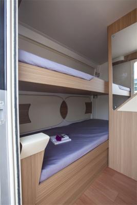 China 100km/H Camper Van RV Motorhome Rv Camper Van Adventure Camper Van Electric for sale