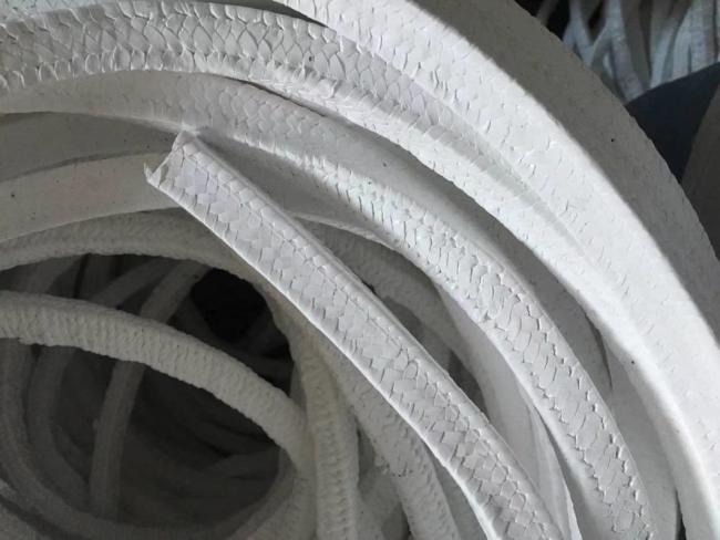 White Braided PTFE Gland Packing with Oil Material for Pump Seal