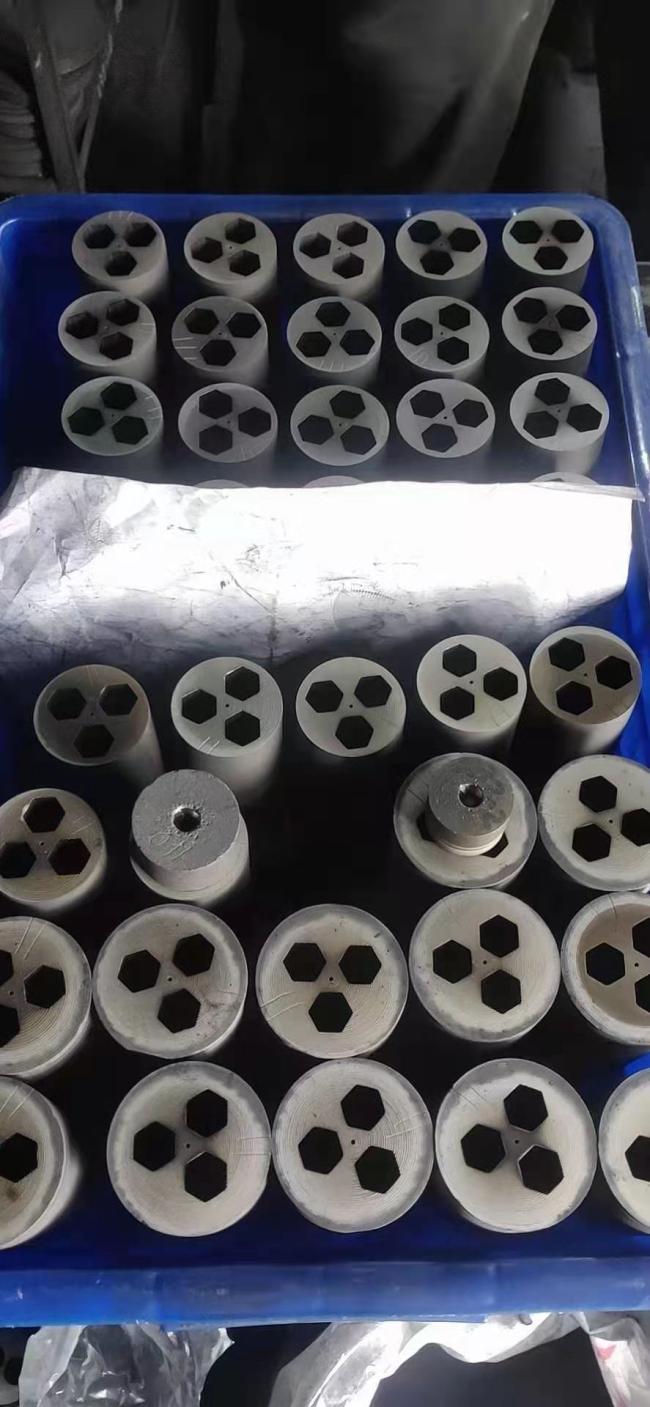 Graphite Mould/Mold/Die for Copper Tube with Horizontal Continuous Casting