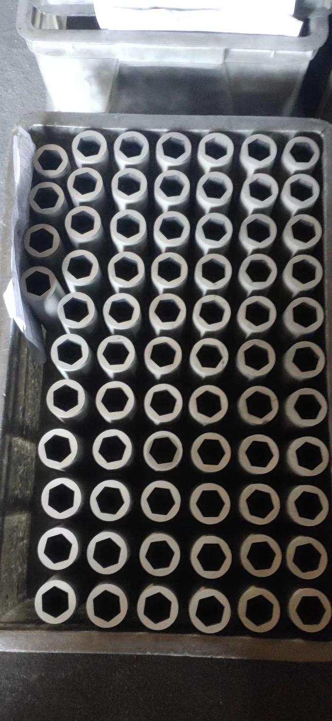 Inside Coating Density 1.8g/cm3 1.85g/cm3 Graphite Mold for Brass Casting