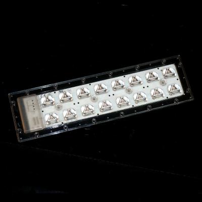 China Módulos plásticos óticos da lente vertical da luz de inundação do diodo emissor de luz do grau 55*135 à venda