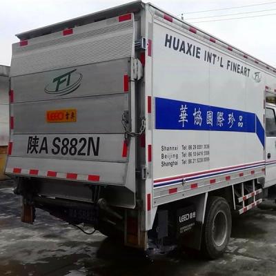 中国 小型トラックのためのアルミニウム油圧テールゲートの上昇0.7-2Tの取り外し可能なLiftgate 販売のため