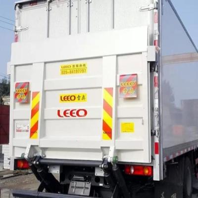 Cina Camion 2.5KW di 2 Ton Hydraulic Lift Gate For in vendita
