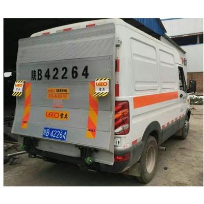Cina CE 24V Lorry Tail Gate idraulico 700kg Van Tailgate Lifter in vendita