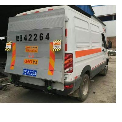 Cina La coda a mensola 700KG solleva Dongfeng 1 Ton Tail Lift System Pressure 18Mpa in vendita