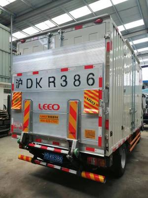 Cina Porta posteriore elettrica 700Kg del camion di DC12V Van Tail Lift Qingling Light in vendita