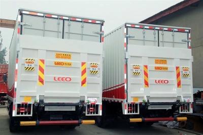 Cina Capactity di carico del sollevatore idraulico della coda del camion della porta posteriore 1500KG 1200mm con la lega di alluminio materiale in vendita