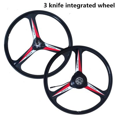 Cina 36V 48V Motor Electric Bicycle Kit Oil Brake 20 Inch 26 Inch Integrated Wheel in vendita