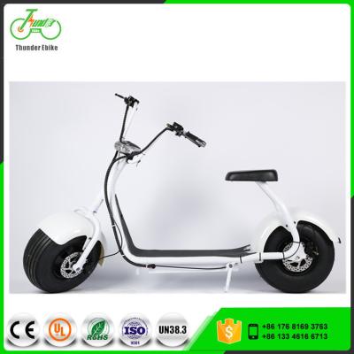 China 800w Citycoco Scooter XWZ-H001 with 60V 12AH Lead Acid Battery and Max Speed of 25km/h for sale