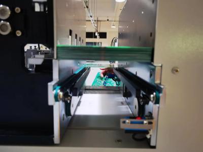 Cina 50 * 50mm SMT Magazine Loader Upper PCB Stacker CE per PCB spesso 0,6 mm in vendita
