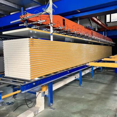 China Huuao Fireproof 50mm 70mm 100mm 150mm PU Insulated Sandwich Wall Panels with Insulated PU Sandwich Wall Panel Price for Building for sale