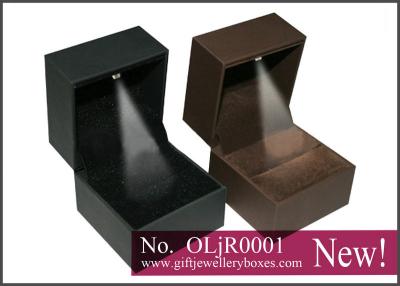 China Custom Personalized plastic Lighted Ring Box, jewelry ring box with LED light for wedding factory