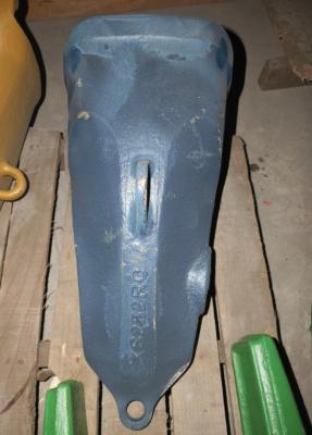 China Komatsu excavator bucket teeth K85RC,K85T,K85SYL,XS115T,XS115RC,XS145RC,X252RC,XS342RC,X152RC for sale
