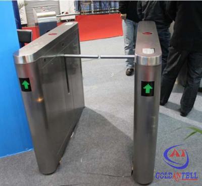 Cina Cancello girevole del braccio RFID di goccia di acciaio inossidabile dell'entrata dell'ufficio con la larghezza del passaggio di 600mm in vendita