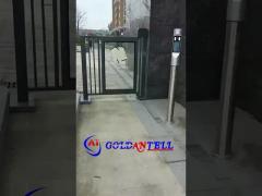 Código de barras esperto da cara da meia altura para identificar o anúncio de torniquetes do equipamento para parques de estacionamento comerciais