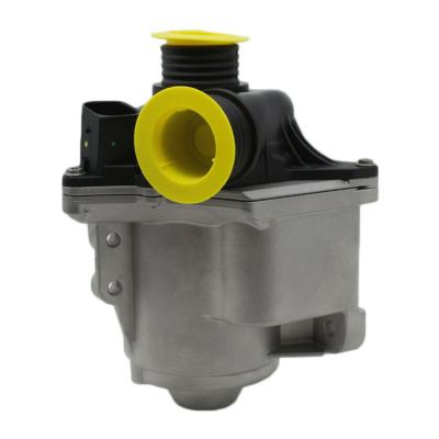 Cina Pompa idraulica elettrica 11537549476 del liquido refrigerante di 11517632426 BMW per 335i 335is 135i 135is 640i 740i in vendita