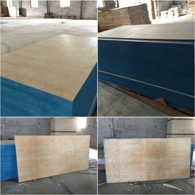 China Pine  faced commercial plywood for South America for sale