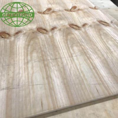 China Pine  faced commercial plywood used for construction in 1220x2440mmm From Greentrend for sale
