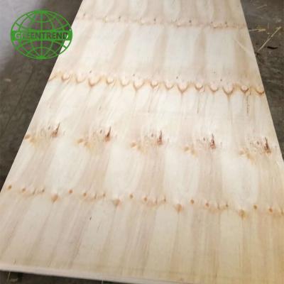 China Pine veneer commercial plywood in 1220x2440mm for sale