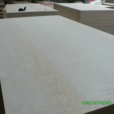 China Pine veneer commercial plywood stained wood for sale