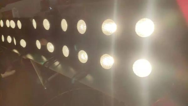 Quality High CRI Ra 95 Warm COB LED Par Light 200w For Wedding Stage for sale