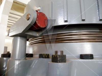 Cina 300t/frantoio di pietra cono di h con la struttura d'acciaio ad alta resistenza per costruzione in vendita