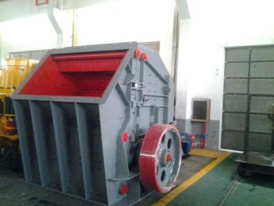 Cina Grande macchina di Cusher di impatto di estrazione idraulica di dimensione dell'alimentazione con potere 185-220kw in vendita
