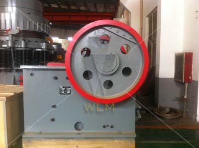 Cina frantoio a mascella di pietra ad alta resistenza 132kw 280 t/h per l'impianto di frantumazione di pietra in vendita