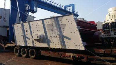 Cina Macchina ad alta resistenza del vaglio oscillante per la pianta 30 della cava - 200t/h in vendita