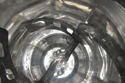 Cina Impastatrice chimica della polvere di moti del cilindro di rotazione due per i materiali del granello in vendita